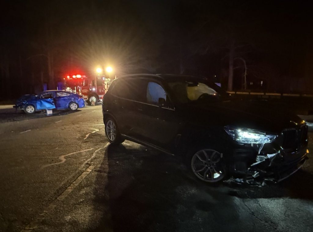 Three-vehicle collision in Eastwood sends one person to hospital ...