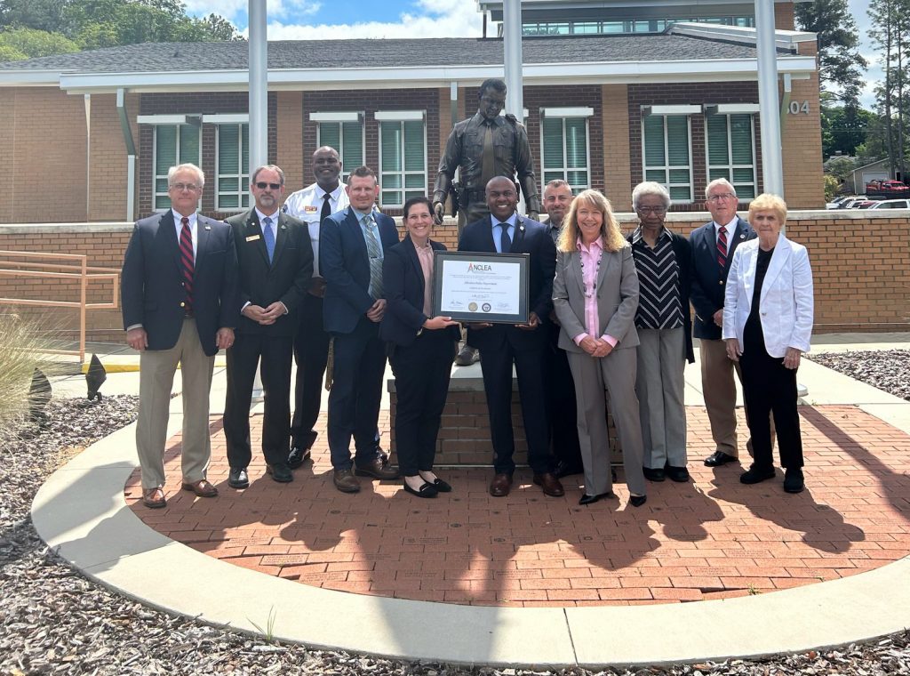 Aberdeen Police Department receives NCLEA accreditation - Sandhills ...