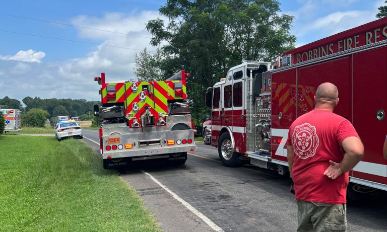 Fire crews battle vacant house blaze - Sandhills Sentinel