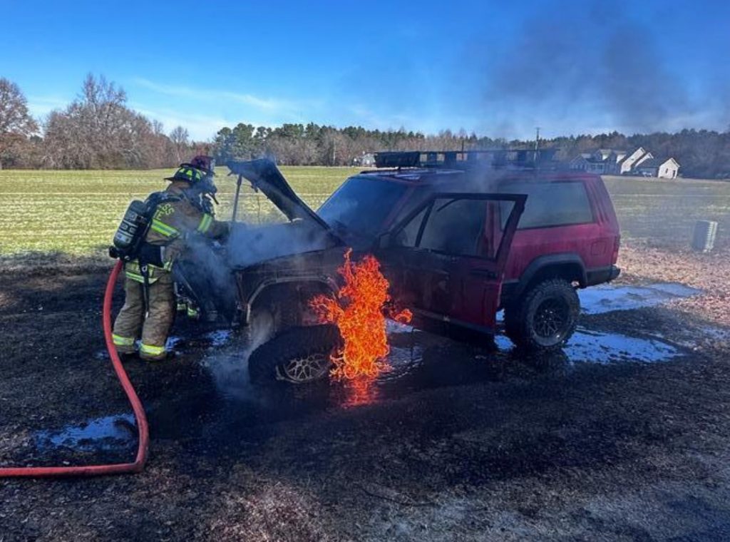 Fire destroys vehicle in Cameron - Sandhills Sentinel