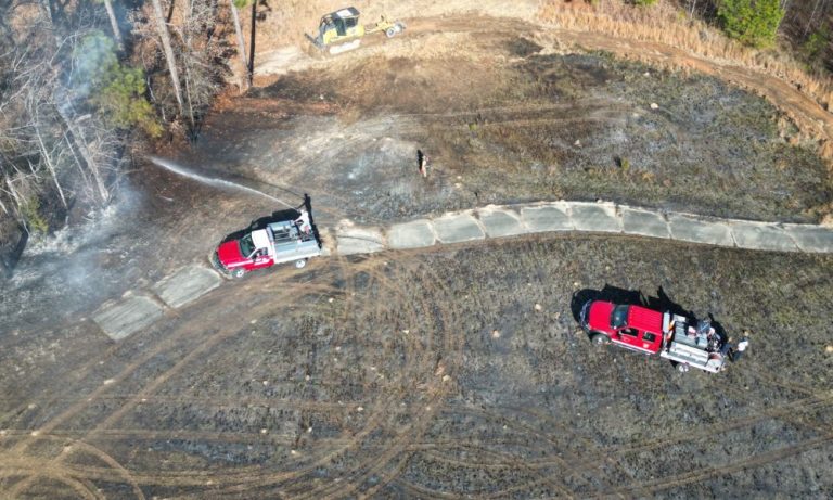 Multi-station response protects Southern Pines homes from woods fire ...