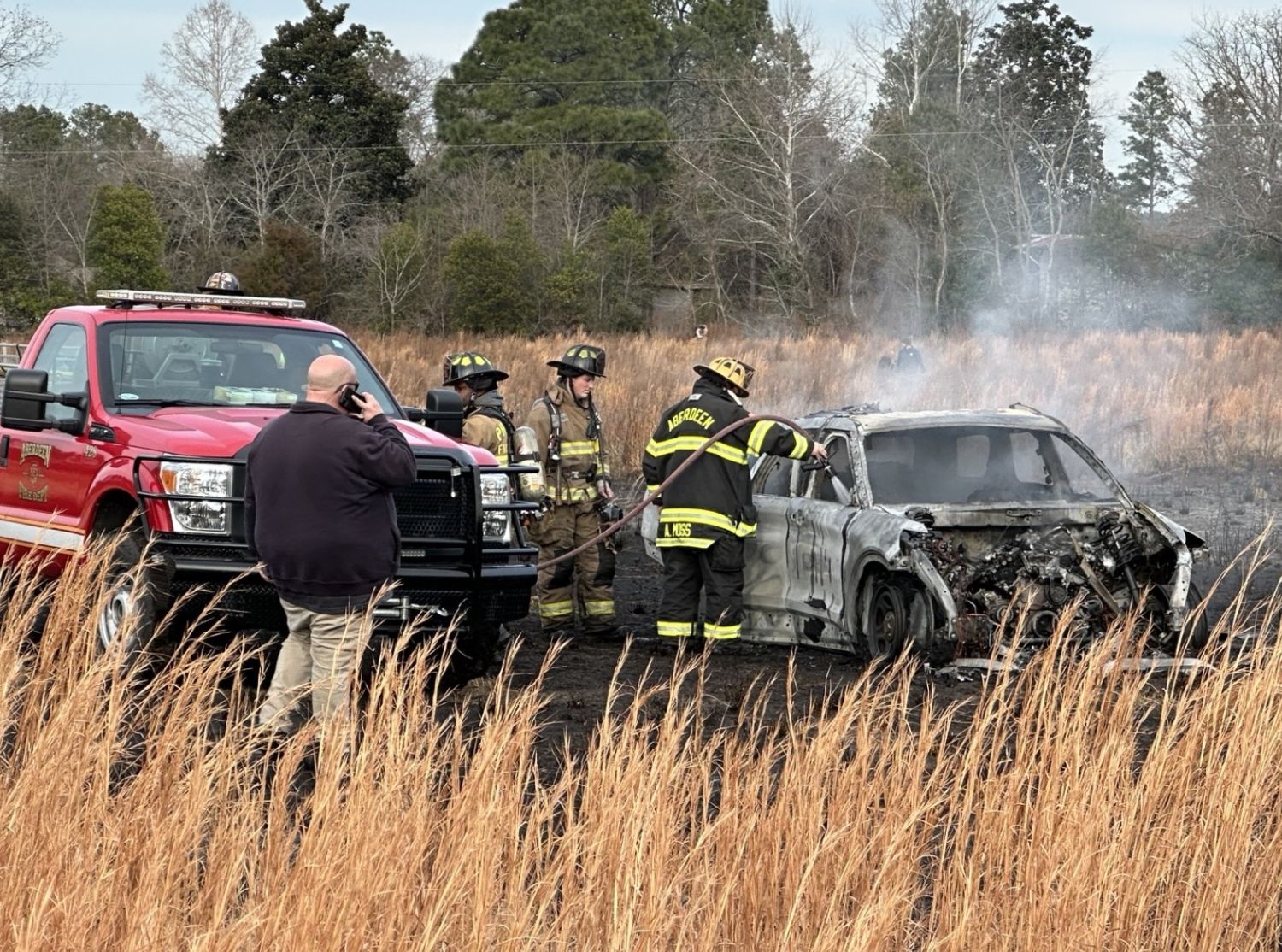 Three vehicles burn, suspect flees as police pursue stolen van ...